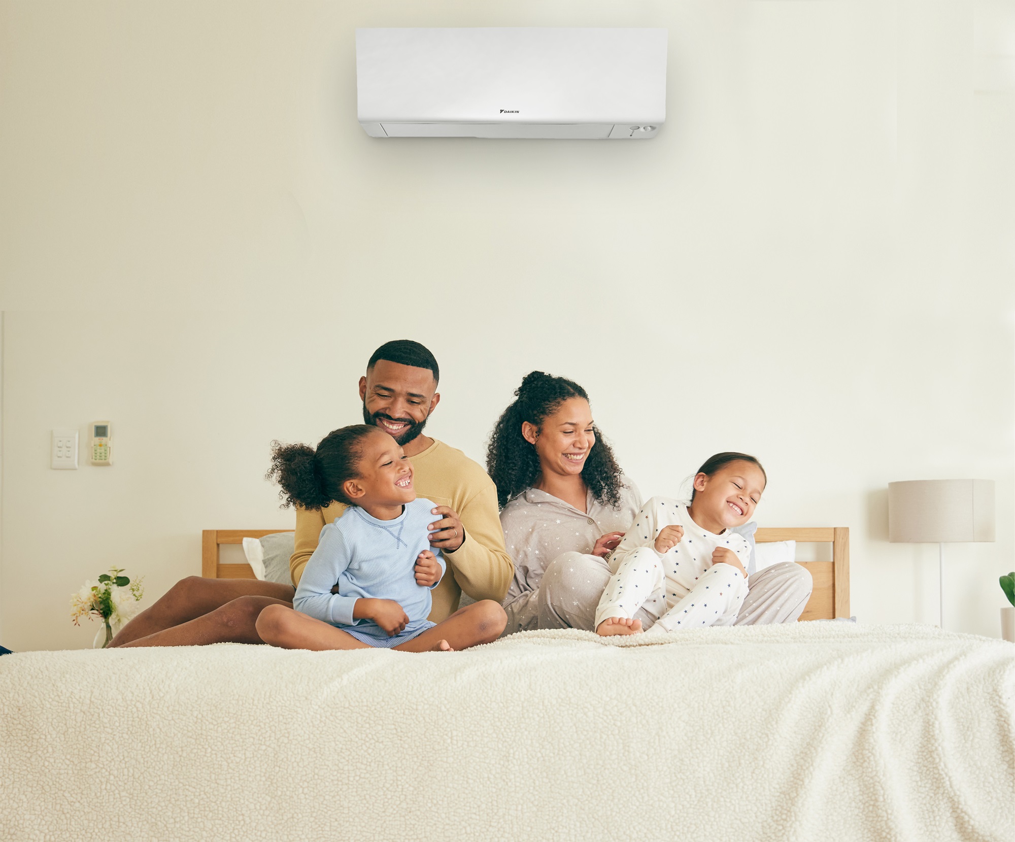 How does the installation of an air-to-air heat pump work? | Daikin